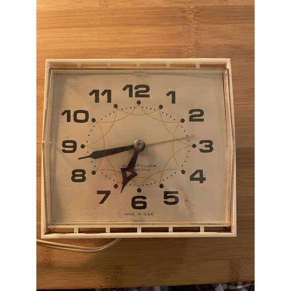 Westclox | Wall Decor | Vintage Mid Century Westclox Kitchen Wall Clock ...